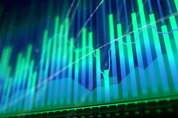 Louisiana State Employees Retirement System Buys Shares of 33,000 WK ...